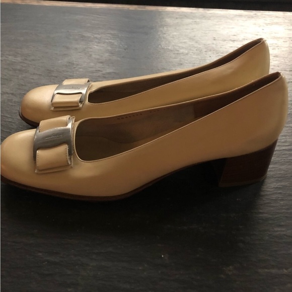 Salvatore Ferragamo | Shoes | Salvatore Ferragamo Like New Shoes | Poshmark